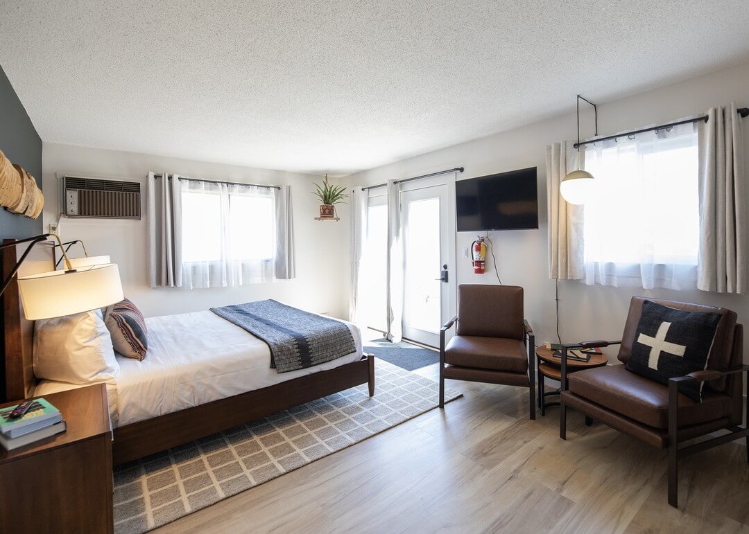 Rooms - The Trailside Hotel